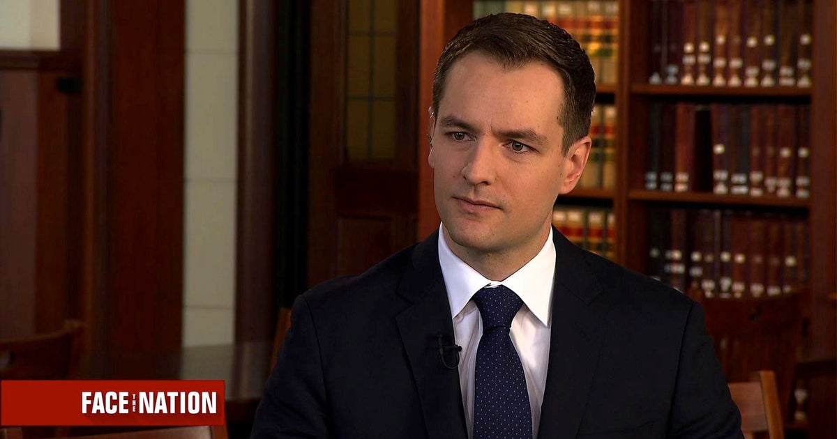 Top Clinton aide Robby Mook: This campaign is about Hillary, not Bill ...