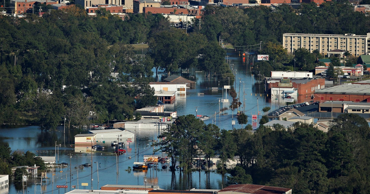 Hurricane Matthew death toll rises along with floodwaters - CBS News