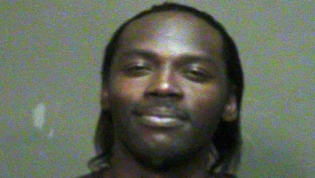 Michael Vance Oklahoma manhunt: Danny Roach gave bandages, assault ...