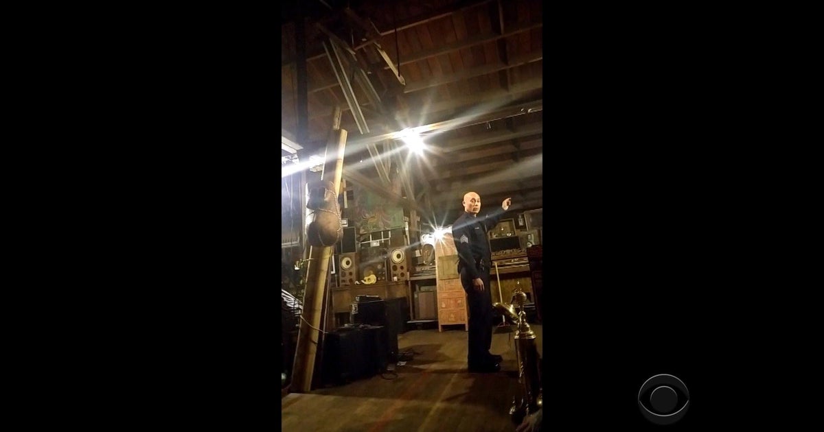 Oakland "Ghost Ship" warehouse fire: Video shows police inside prior to ...