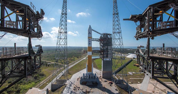 Delta 4 rocket boosts powerful military satellite into orbit - CBS News