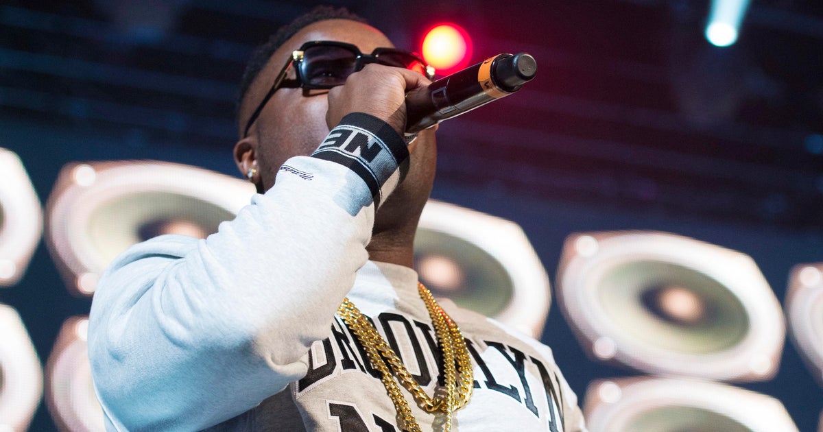 Rapper Troy Ave shot in car at Brooklyn intersection, police say - CBS News