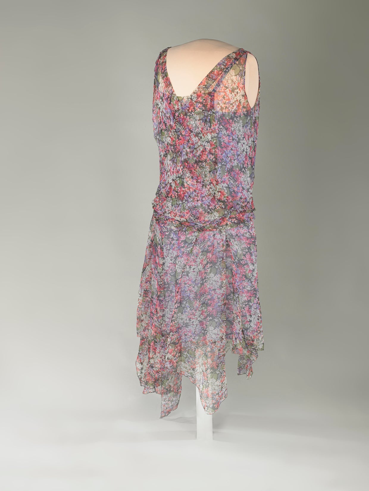 Smithsonian's "First Ladies" collection