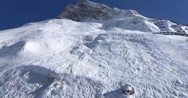 France avalanche in Entraunes in Alps near Italy border kills skiers ...