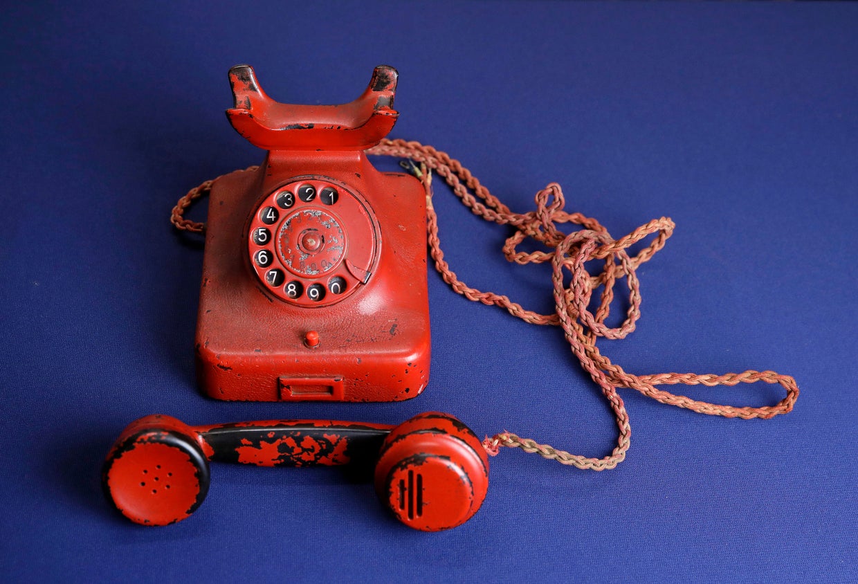 Hitler's phone sells at auction for $243,000 - CBS News