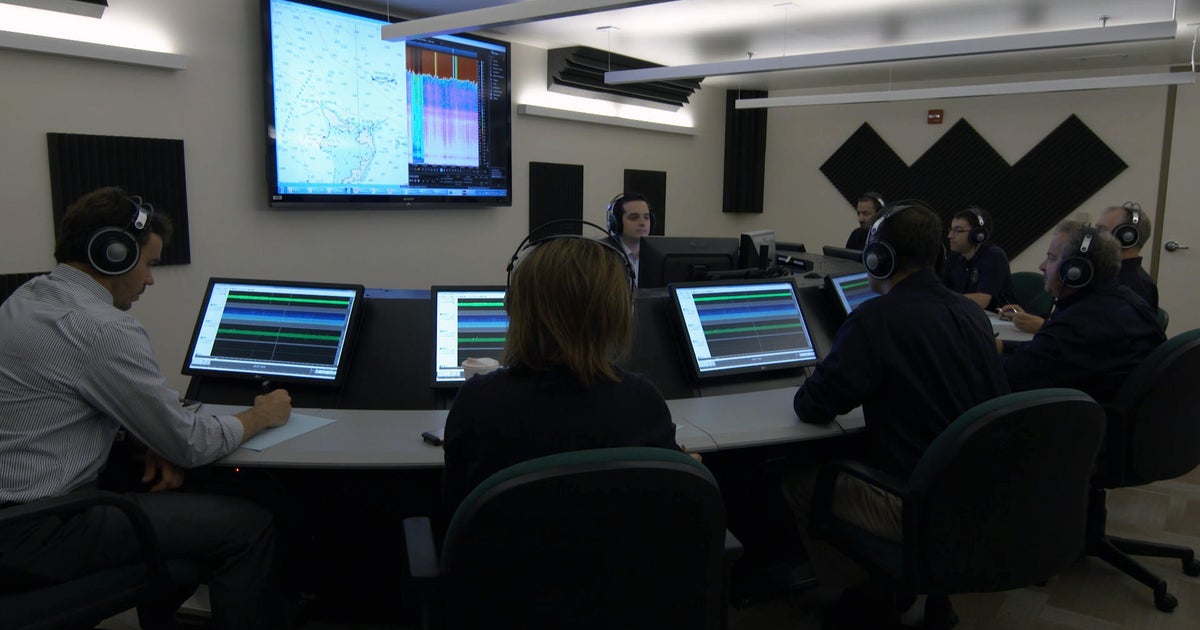"Incredibly moving" audio from El Faro's final hours - CBS News