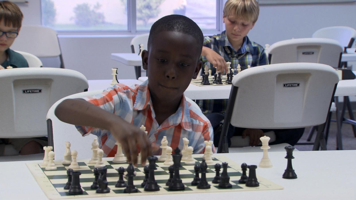 Chess instills new dreams in kids from rural Mississippi county - CBS News