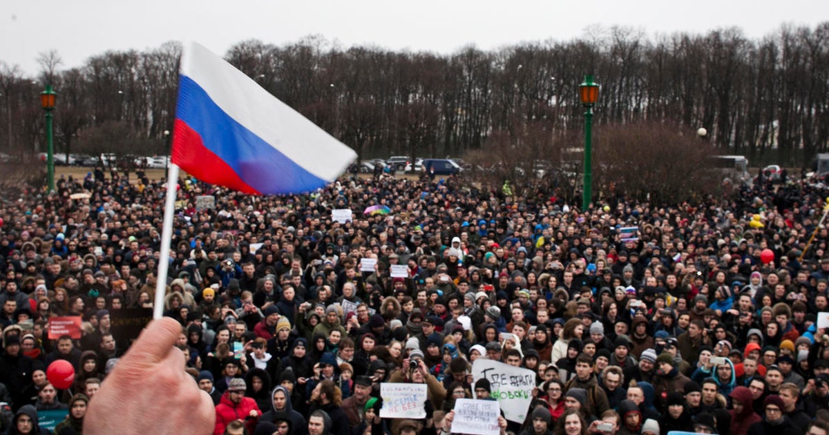 Hundreds arrested in Russia protests