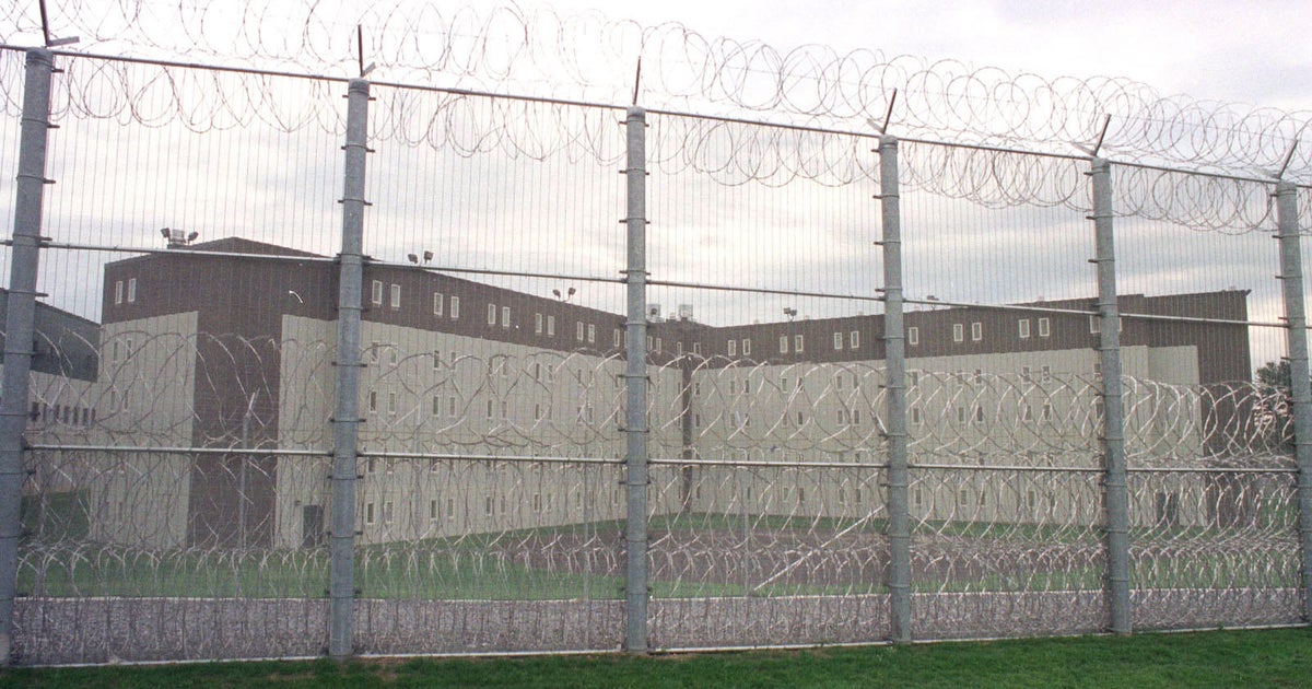 Prison that housed Aaron Hernandez has had its share of troubles - CBS News