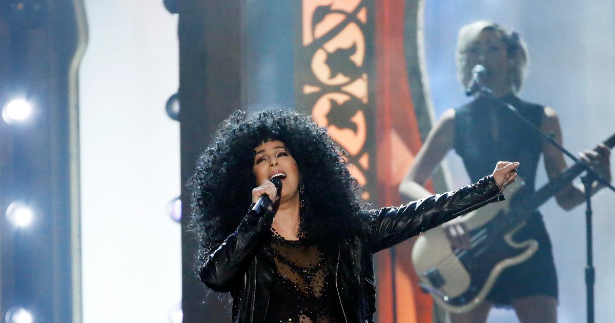 Cher offers "Dreamers" a place to take refuge - CBS News
