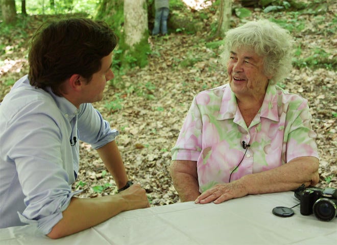 On The Trail: Decoration Days - CBS News