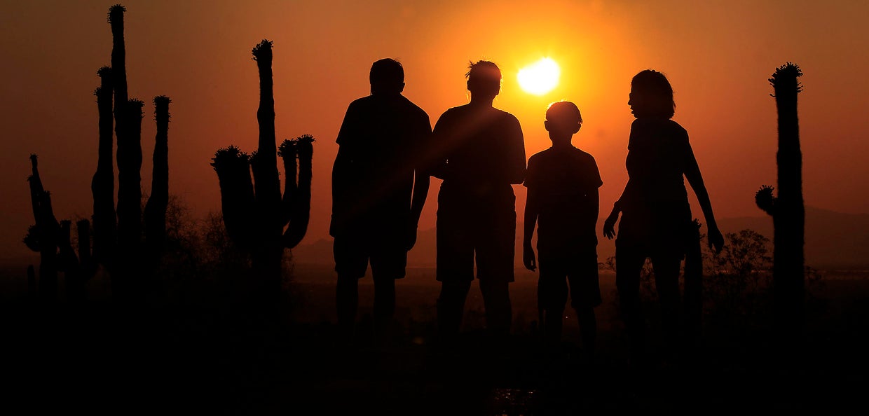 Dazzling solar eclipse photos that won't fry your eyes