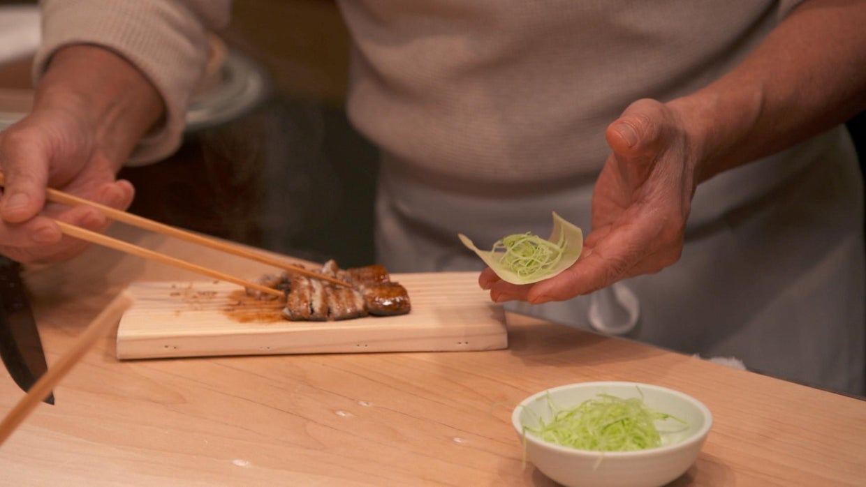The Dish: Legendary sushi chef Masa Takayama - CBS News