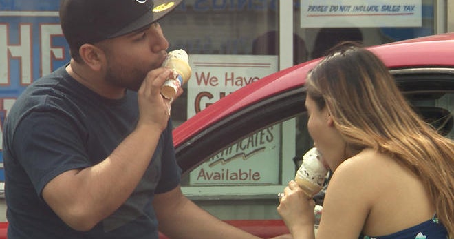 Frozen custard: Summer's hottest snack - CBS News