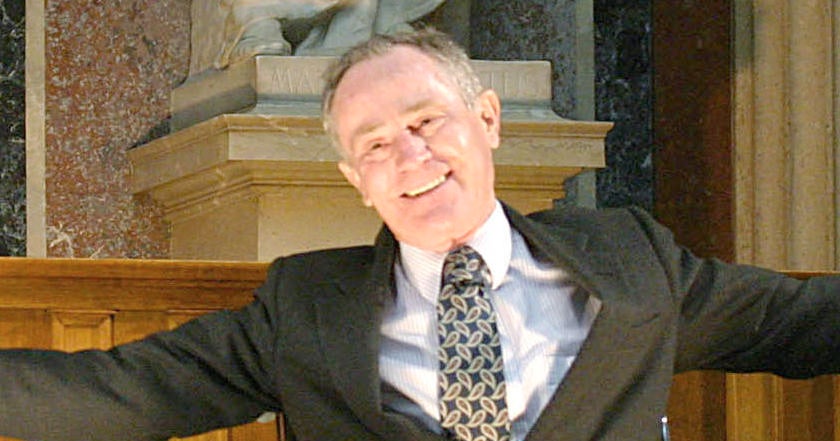 Jan Triska, actor in "Ragtime," dies after Prague bridge fall - CBS News