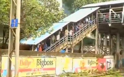 Mumbai stampede on bridge at Prabhadevi Railway Station in India kills ...