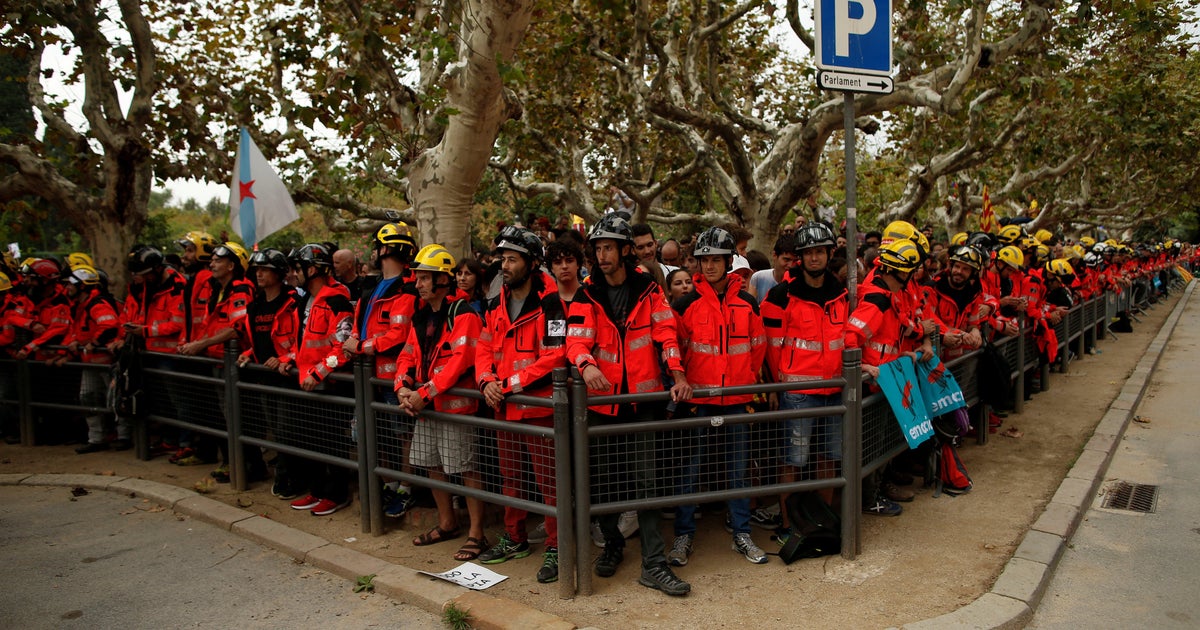 Barcelona soccer club joins Catalonia referendum strike over Spain ...