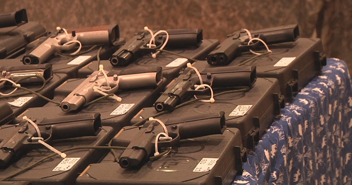 Nevada law on background checks for gun purchases not enforced - CBS News