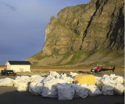 Microplastics in Arctic Circle polluting ocean water with plastic waste ...