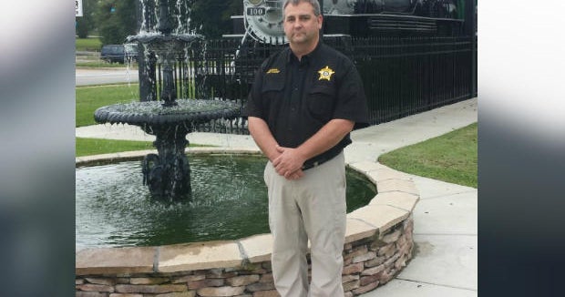 Sheriff facing sexual battery charges over school search suspended - CBS News