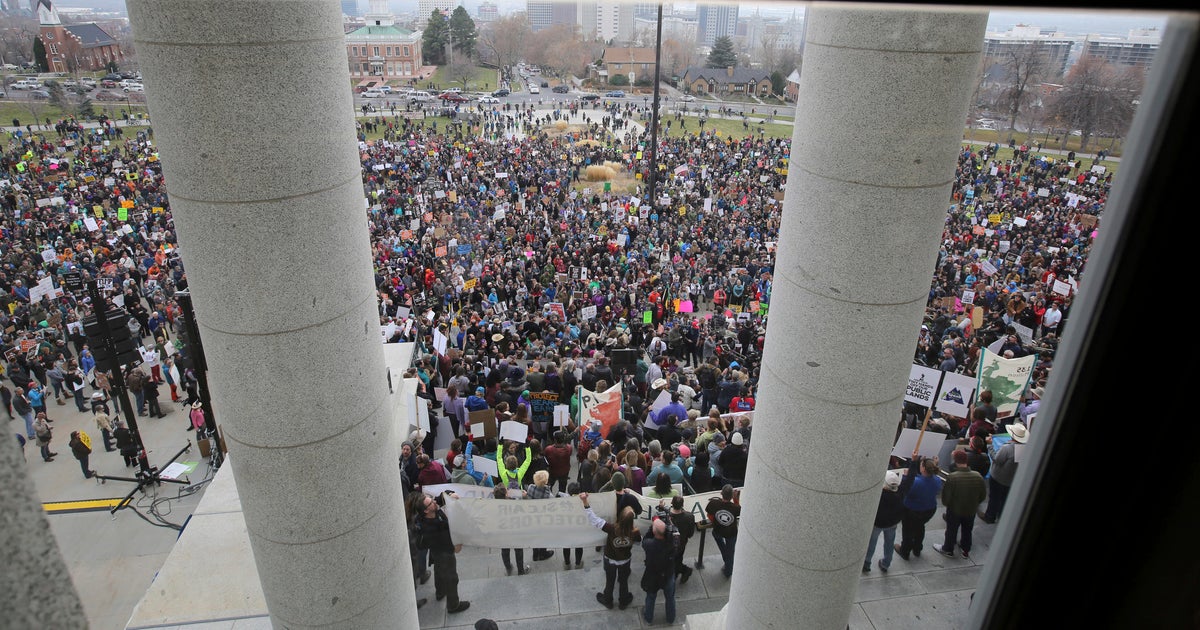 Thousands protest in Utah against Trump's monument reduction plan - CBS ...