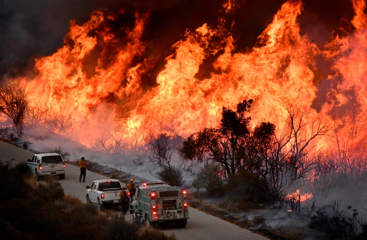 Raging Thomas Fire triggers new evacuation orders in California - CBS News