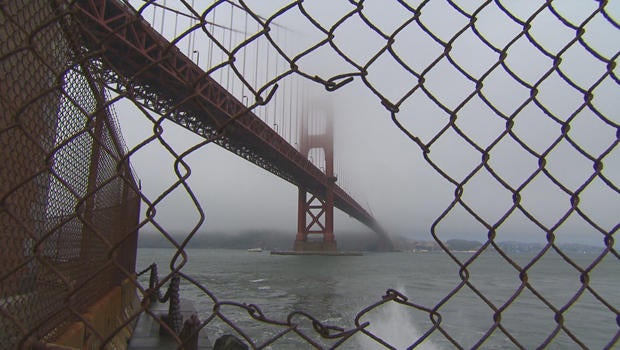 The Golden Gate Bridge to get a suicide net - CBS News