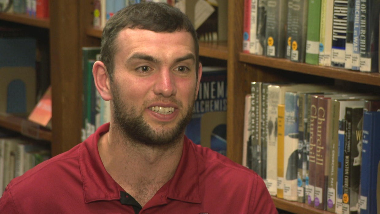 Meet the NFL quarterback with his own book club - CBS News