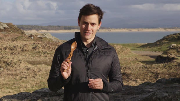 Tokens of love: The Welsh tradition of lovespoons - CBS News