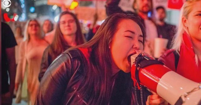 5 reasons the world is more divided than ever - CBS News