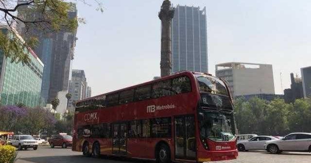 Inicia operaciones Línea 7 de Metrobús en Reforma - CBS News