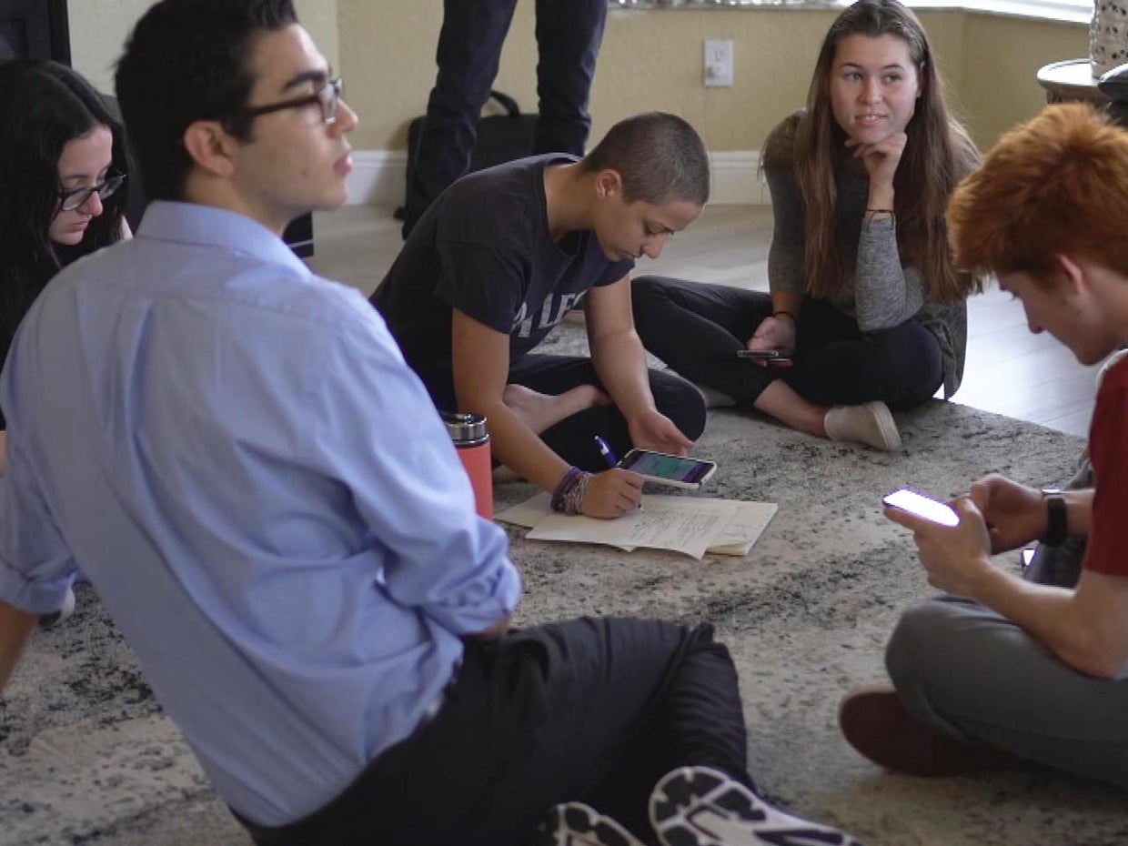 "39 Days": How Parkland shooting survivors turned grief into action ...