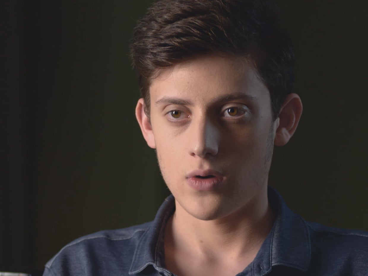 "39 Days": How Parkland shooting survivors turned grief into action ...