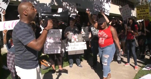 Sacramento on edge after funeral for Stephon Clark - CBS News