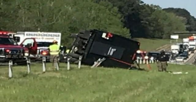 Tour bus en route to Masters overturns - CBS News