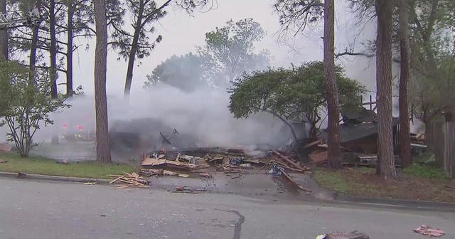 Texas house explodes after car crashes into gas line - CBS News