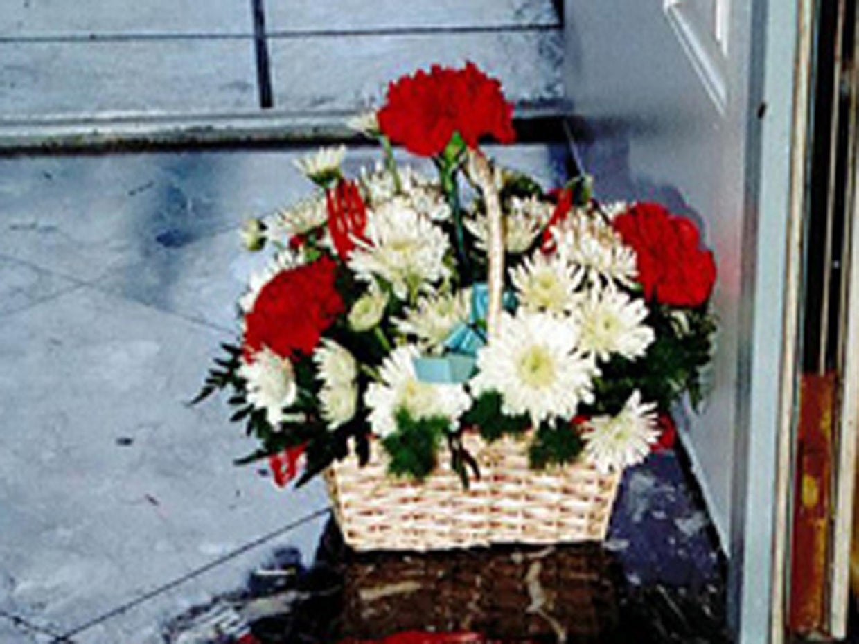 Can new DNA tests help police crack the "killer clown" cold case? - CBS ...