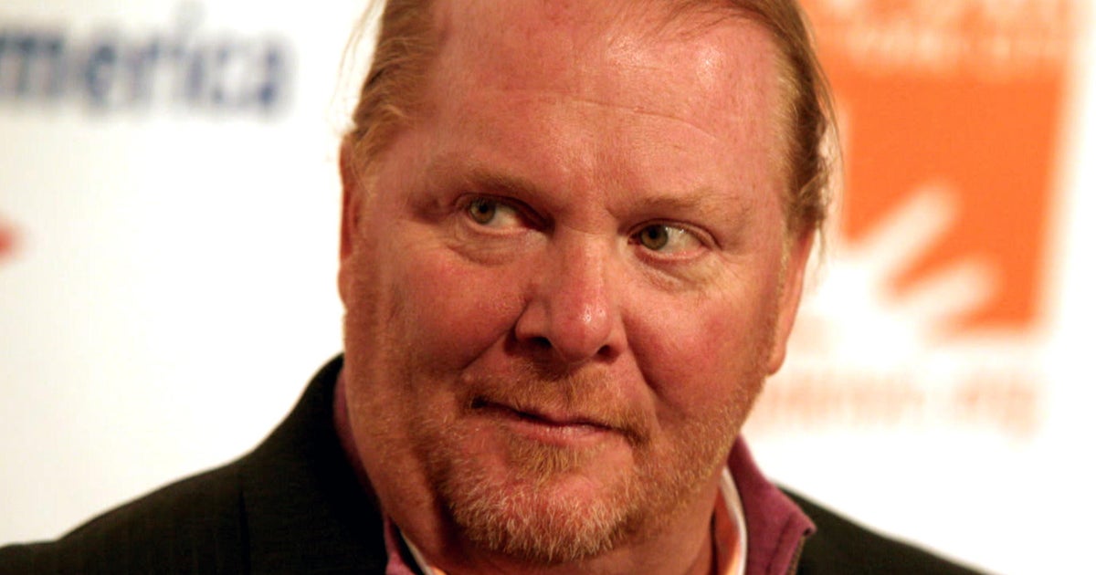Mario Batali harassment probe settlement: $600,000 to accusers - CBS News