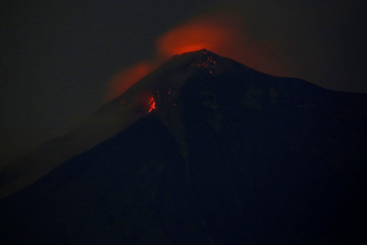 Volcano in Guatemala: Death toll climbs from volcano eruption ...