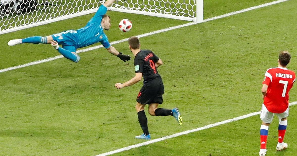 Croatia defeats Russia in shootout to reach World Cup semifinals - CBS News