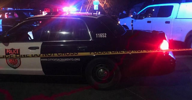 Sacramento police form riot line after alleged incident with teen - CBS ...