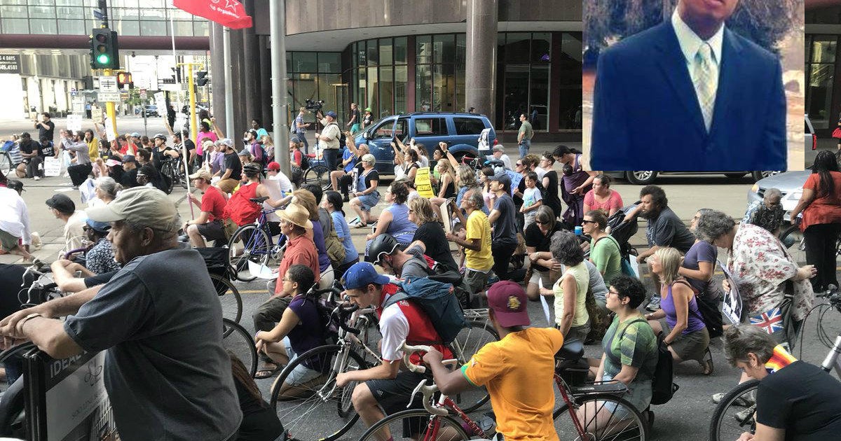 Activists block trains, protest fatal police shooting of black man in ...