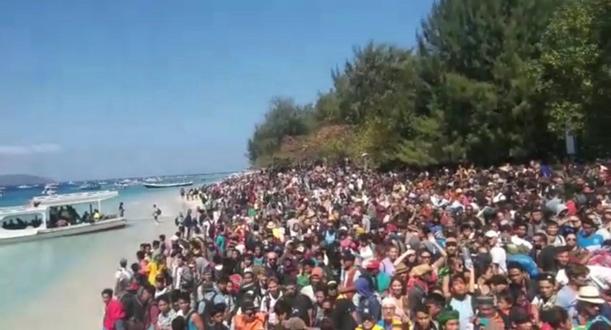 Strong aftershock rocks earthquake-battered Indonesian island of Lombok ...
