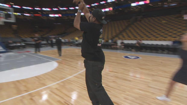 Ice Cube: At the top of his game - CBS News