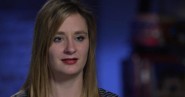 Lyndsay Lovelace on life before her mother's death - CBS News