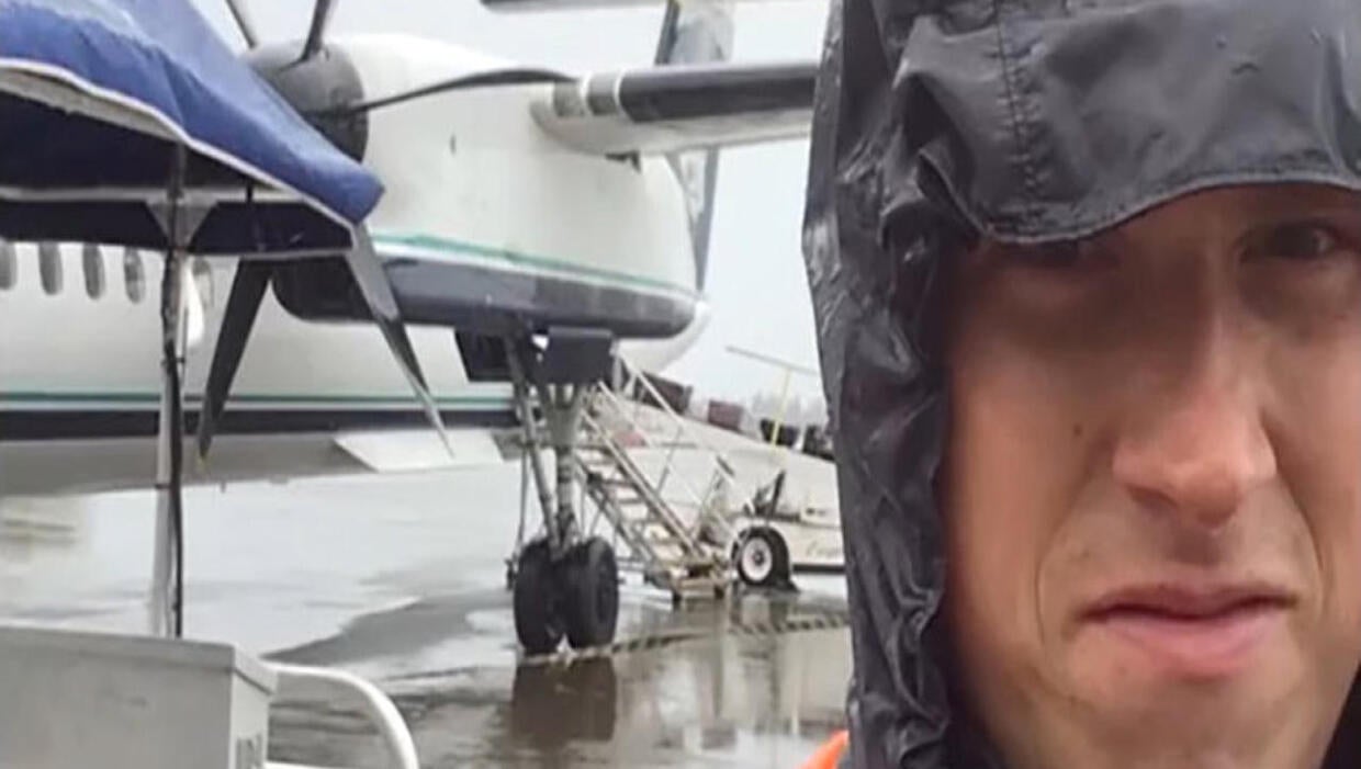 Richard Russell, worker behind Horizon Air crash, illustrates potential ...