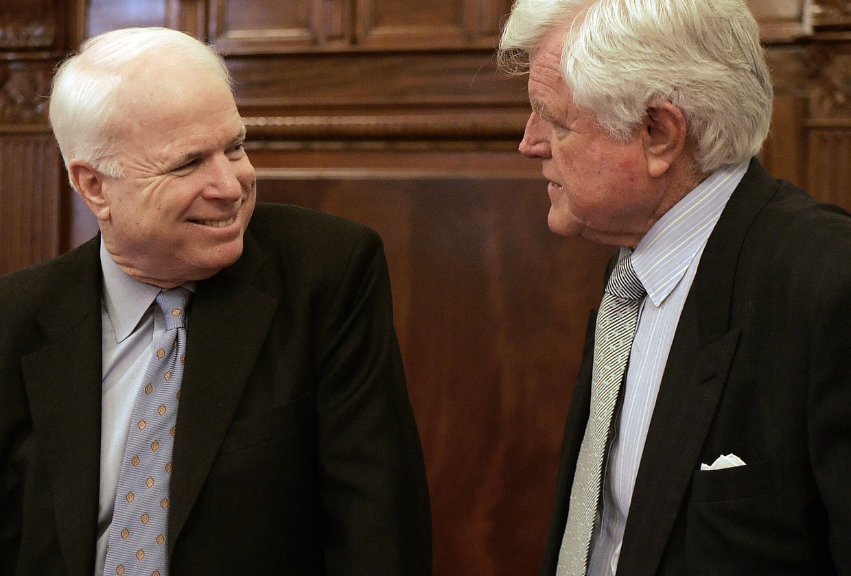 John McCain dead at 81 — "Maverick" Arizona senator died today after ...