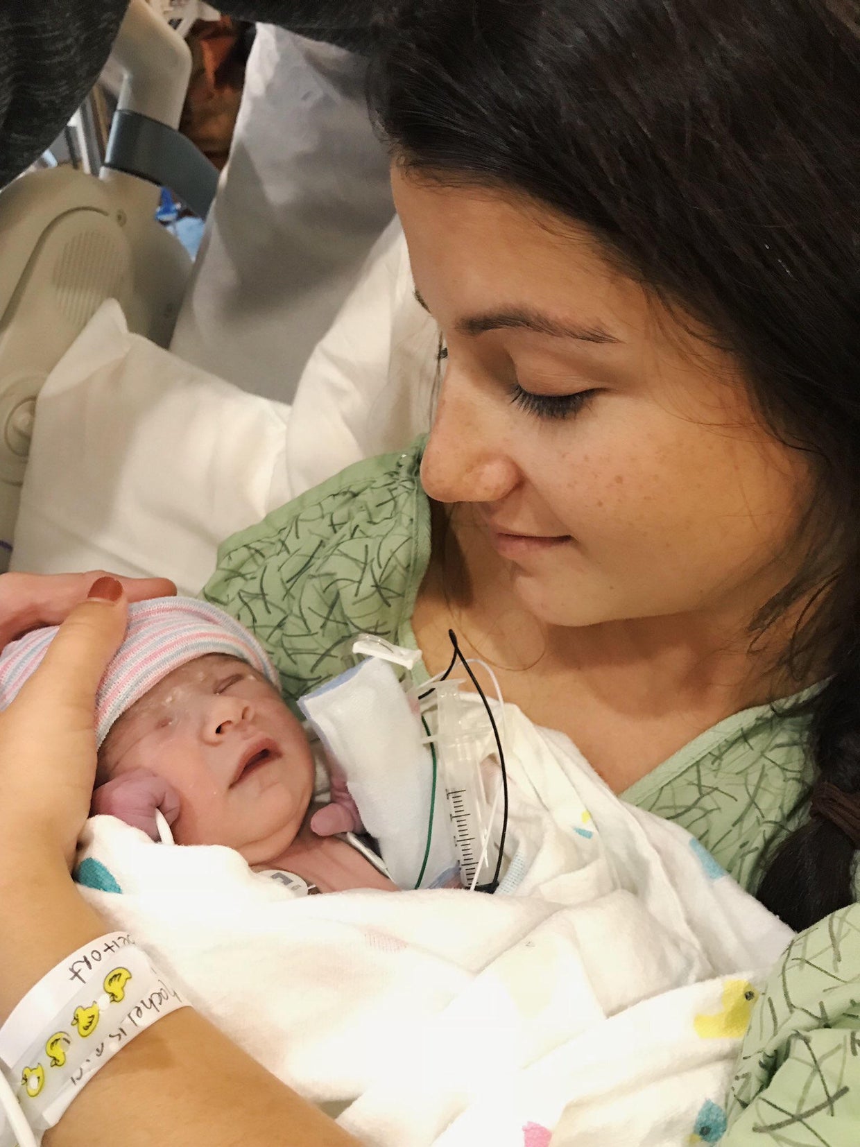 "It was pure joy": Baby girl born after undergoing experimental surgery ...