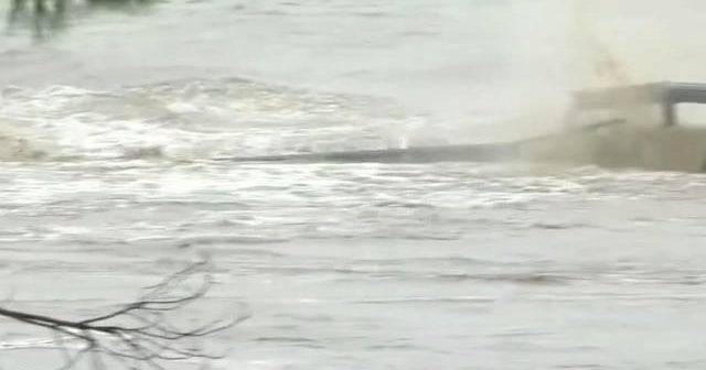 Bridge over Llano River collapses during massive flooding - CBS News