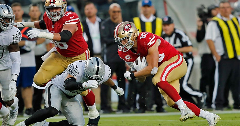 49ers Rout Raiders 34-3 in Final Faceoff as Transbay Rivals - CBS San ...